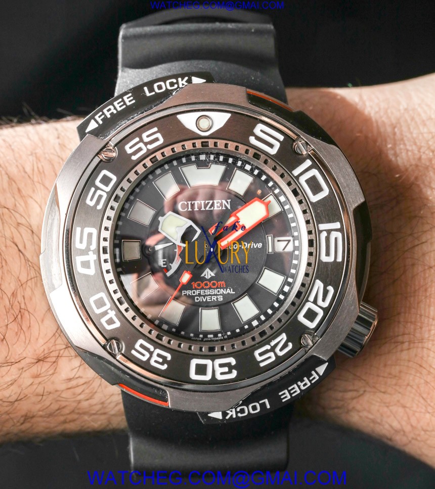 Citizen Eco-Drive Promaster Professional Diver 1000m Watch Hands-On ...